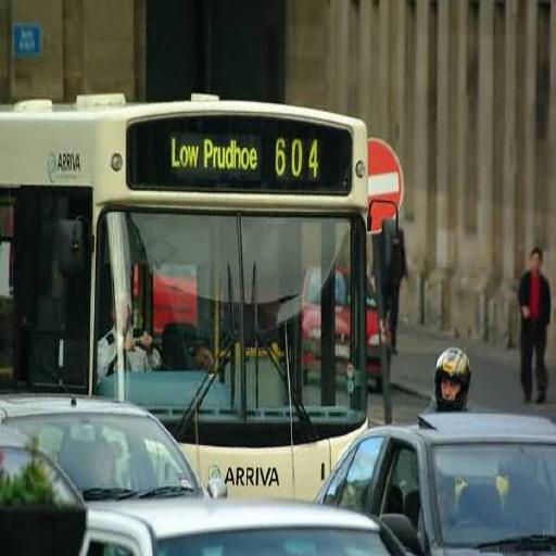 Original File Name: man_tsp_lnd_bus_freefoto_arrge3.jpg